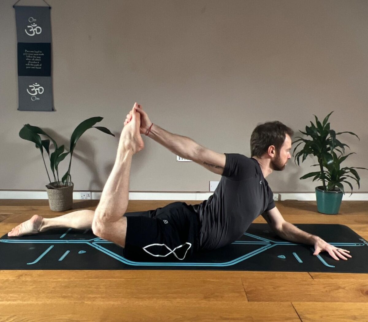 6 Dancer Pose Variations & their benefits for Every Level
